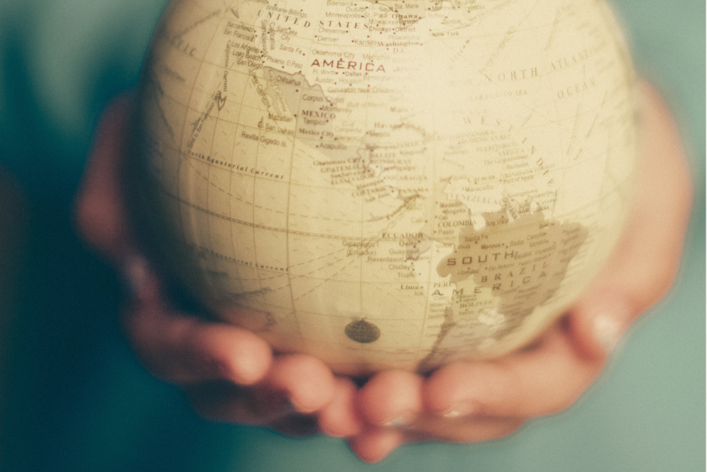 InNow Navigating cultural diversity: communication in cultural frameworks